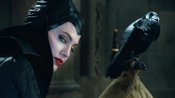 "Nàng Bạch Tuyết": Phiên bản Evil Queen độc đáo chưa từng được biết đến