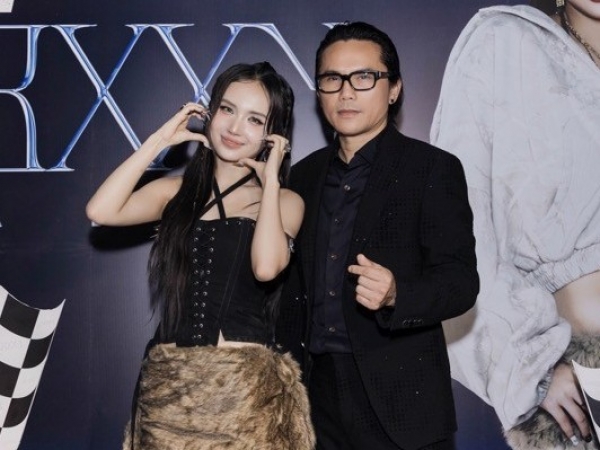 Nhìn lại những khoảnh khắc đáng yêu của LEXXY cùng bố Tú Dưa