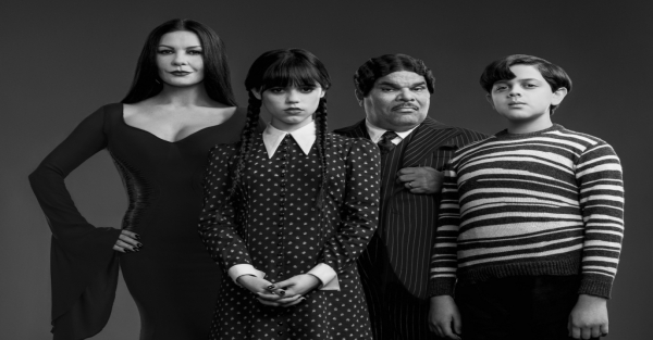"Wednesday" của Tim Burton hé lộ những hình ảnh rùng rợn đầu tiên
